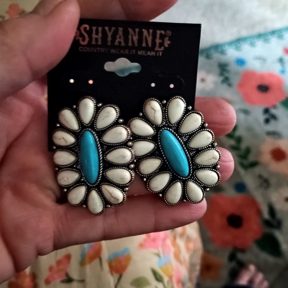 Shyanne | Jewelry | Shyanne Cream And Turquoise Floral Earrings | Poshmark